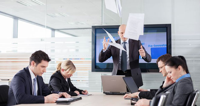 How to Spot a Difficult Boss Before You Accept the Job Offer - Bayt.com ...